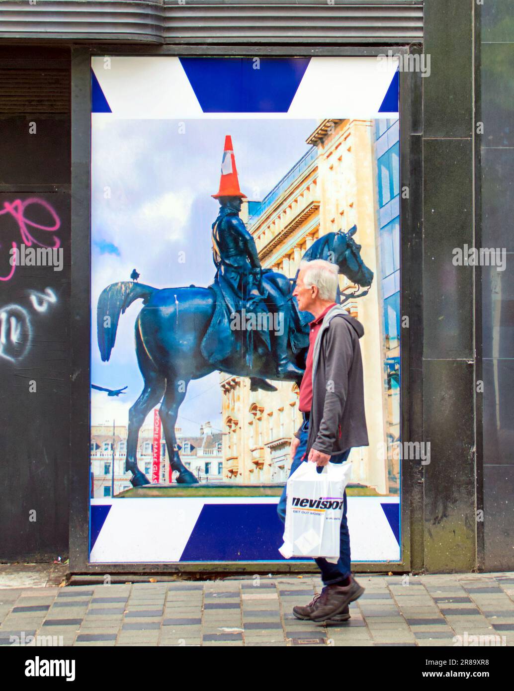Cone credo hi-res stock photography and images - Alamy