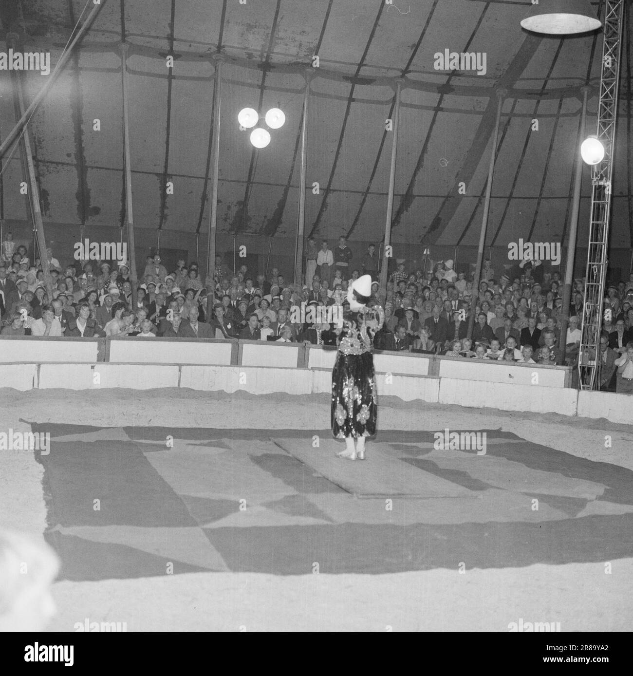 Current 38-7-1960: Simsalabim at Ola Narr Circus Arnardo held a ...