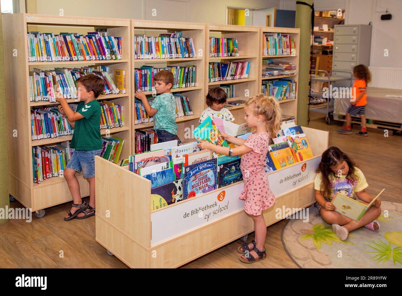 Netherlands. library in a Dutch primary school. A school library (or ...