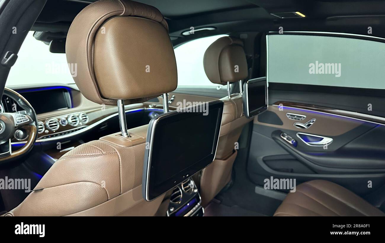 Luxury pickup hi-res stock photography and images - Alamy