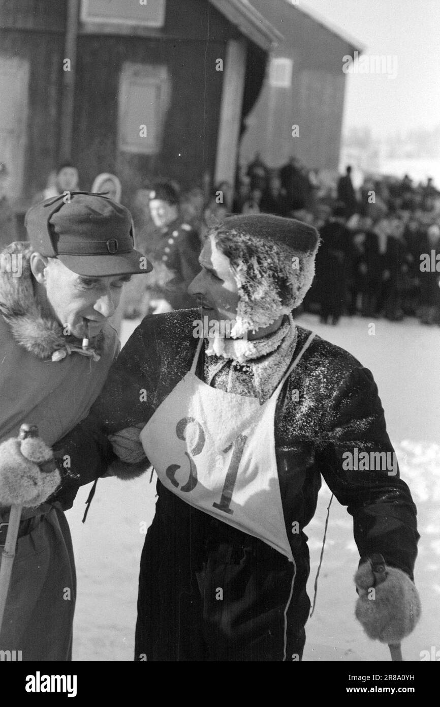 Actual 4-1947: N.M at Ski GjøvikN.M. in 25 degrees Celsius It was very ...