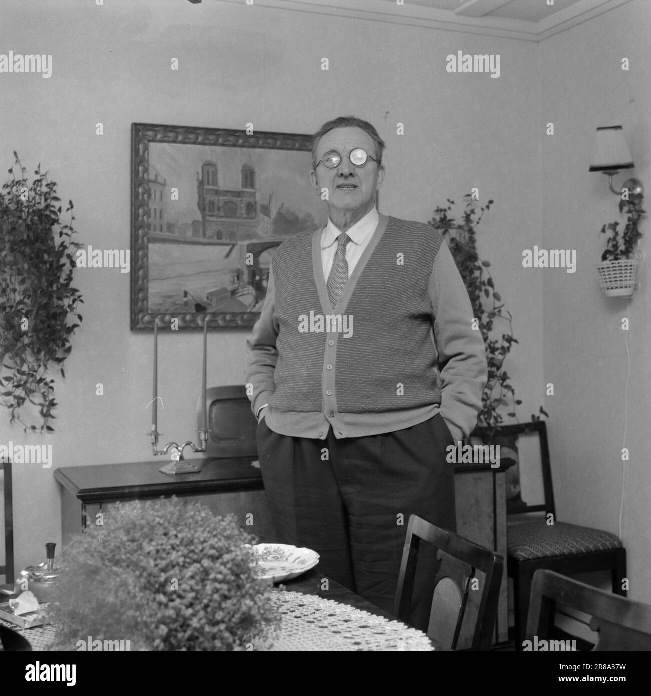 Current 18-9-1960: Norway's happiest man Einar Pedersen was blind for ...