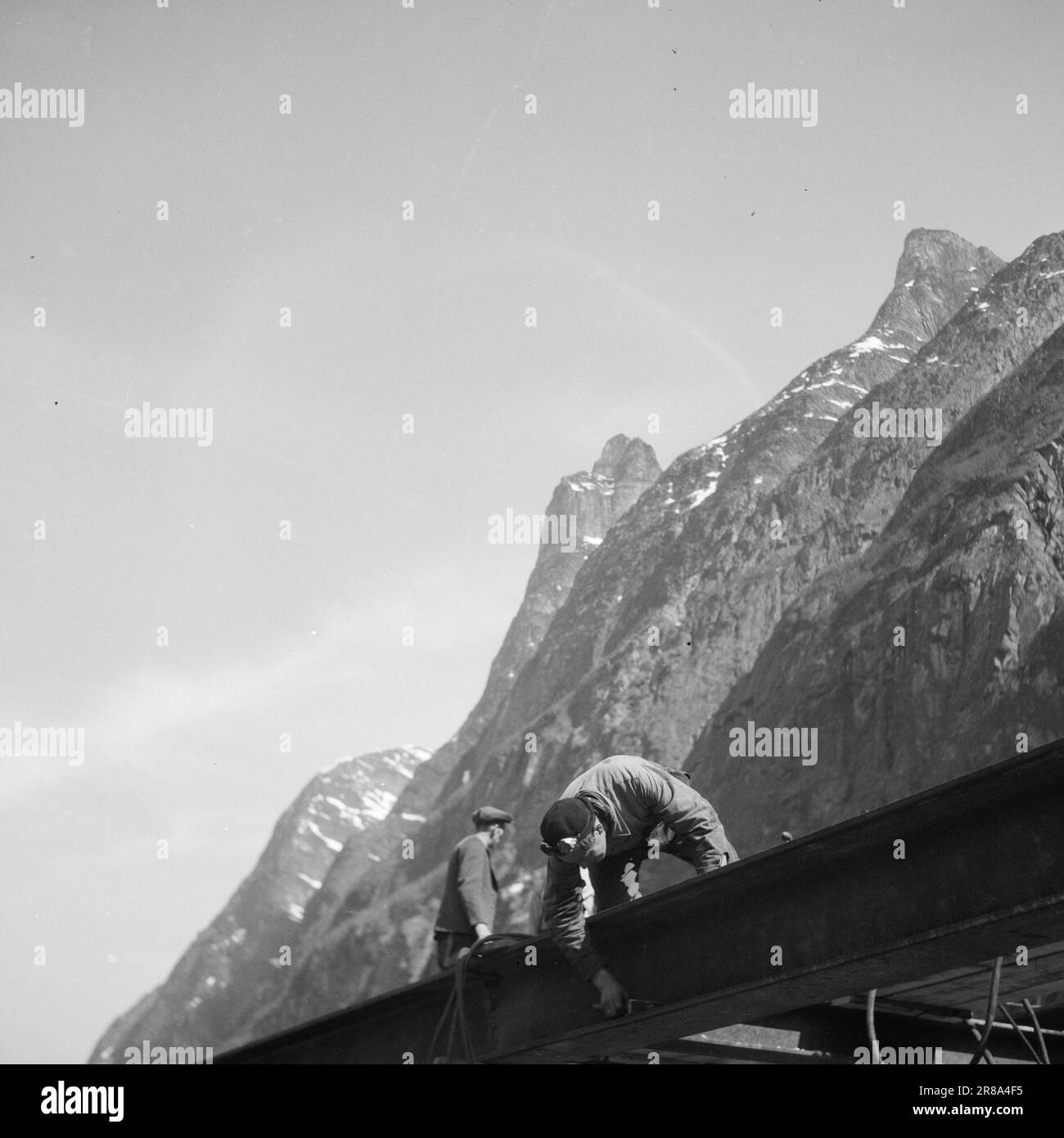 Current 12 1 1947 Aura Plant Technologys Sleeping Beauty Wakes Up