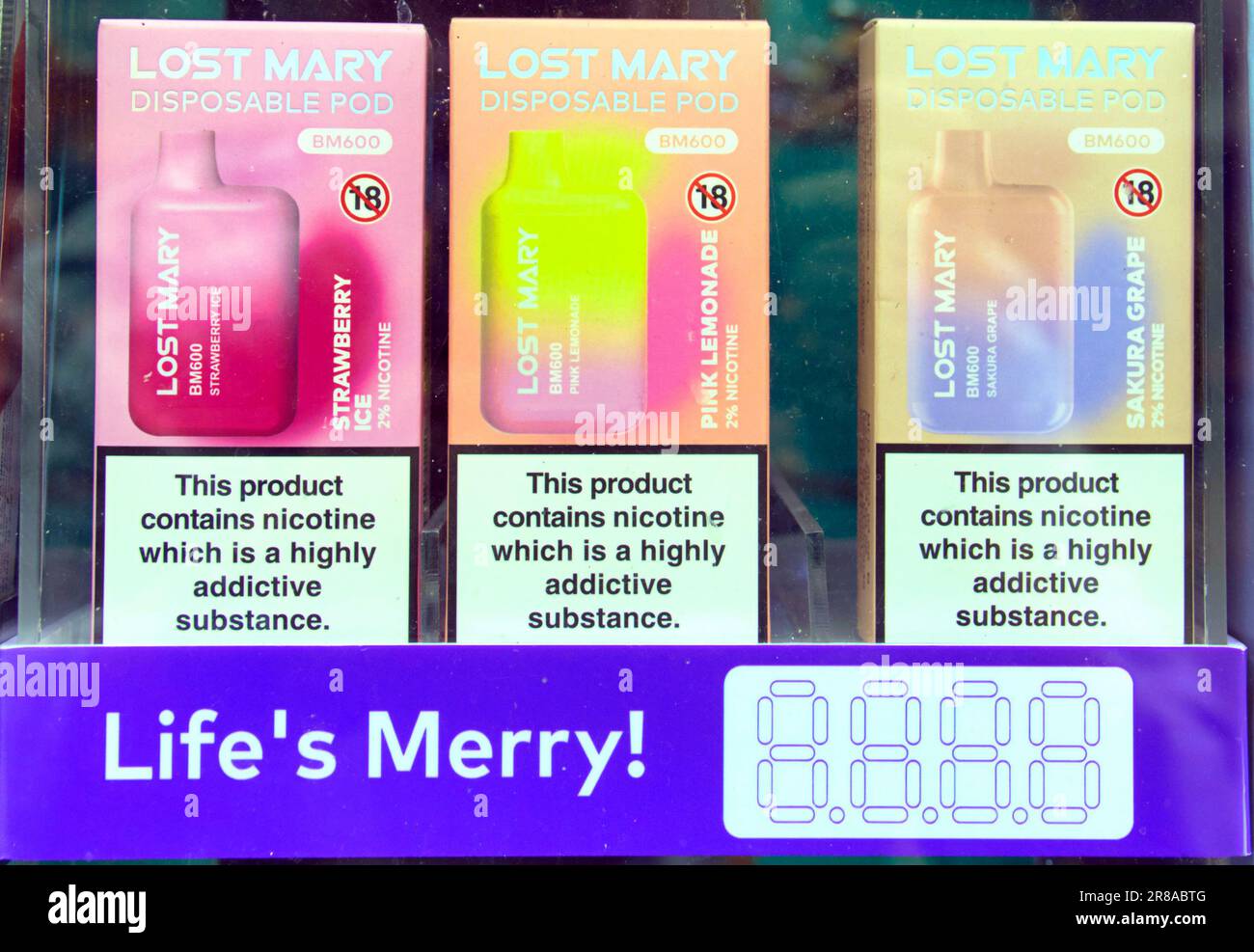 Vape pen hi-res stock photography and images - Alamy