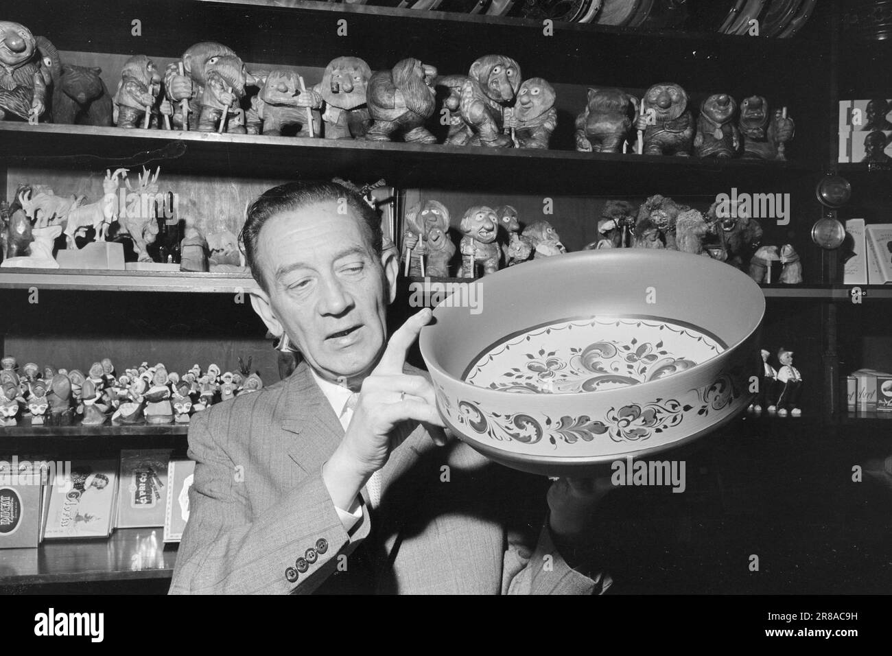 Current 34-10-1960: Jugl in memory A good number of "typical" Norwegian ...