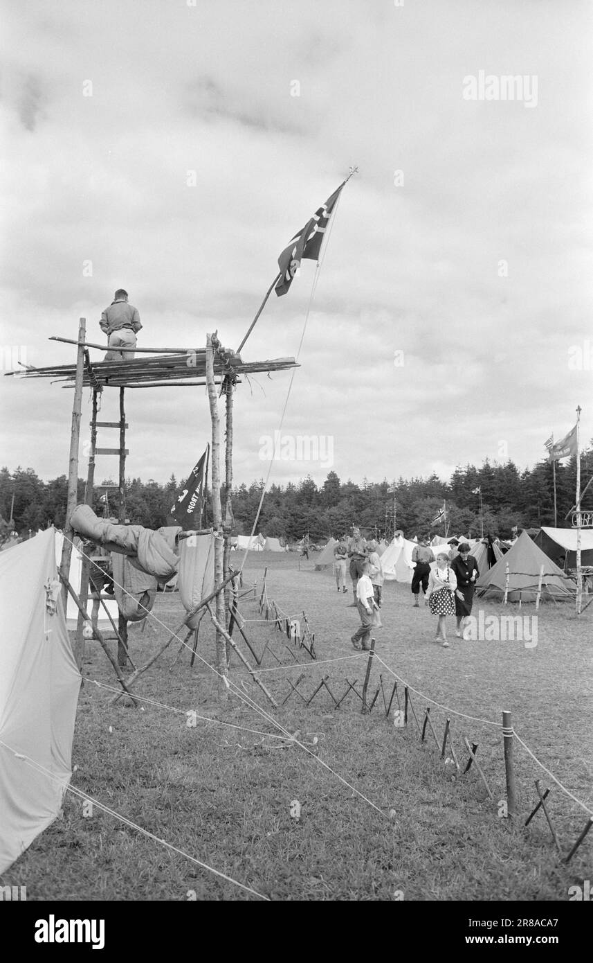 Actual 35-3-1960: 9,000 set up camp Giant camp on historical grounds ...