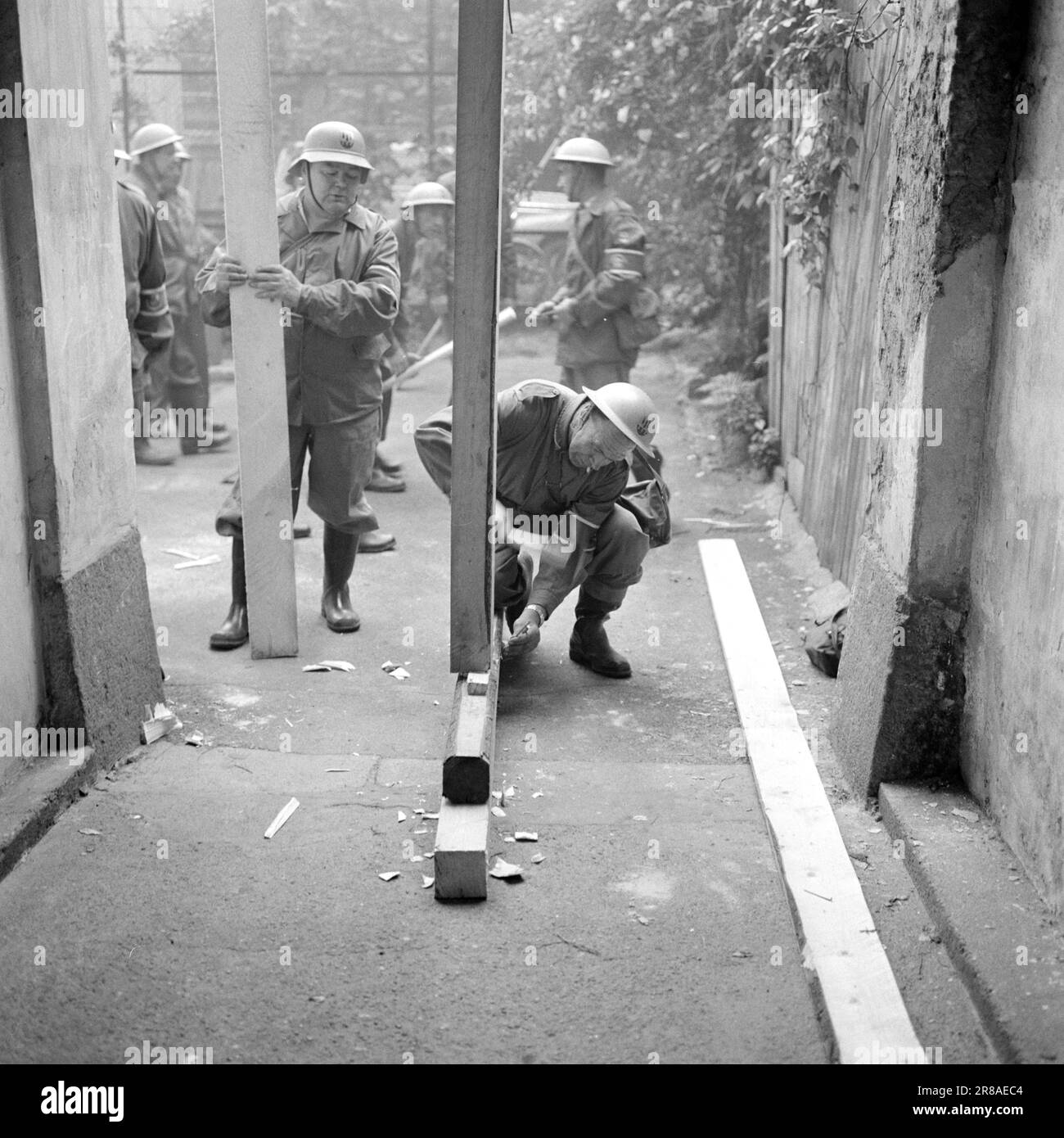 Actual 28-5-1960 : If that were to happen. The Norwegian Civil Defense ...