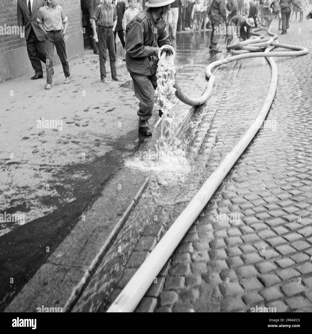 Actual 28-5-1960 : If that were to happen. The Norwegian Civil Defense ...