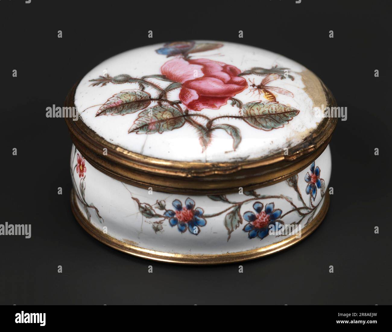 Historical patch box hi-res stock photography and images - Alamy
