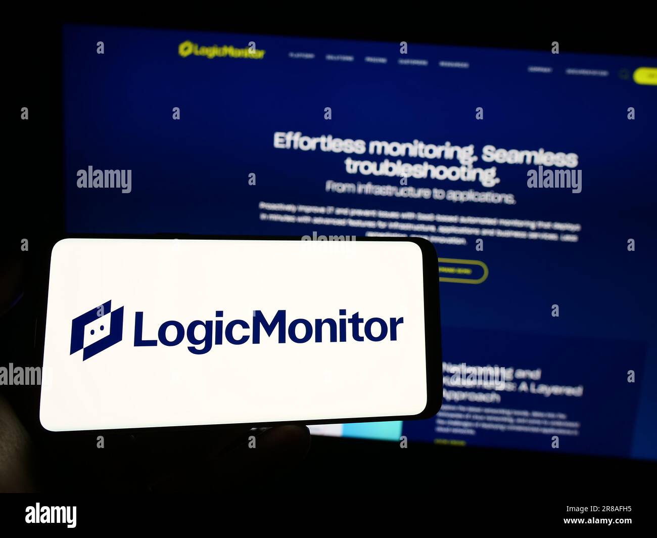 Logicmonitor logo hi-res stock photography and images - Alamy