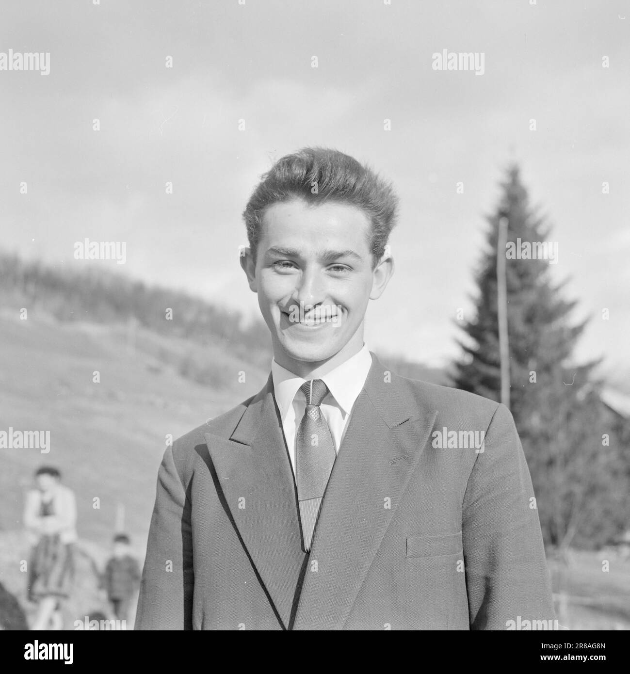 Current 24-5-1960: Historical 17 May picture 20 years later 20 years ...