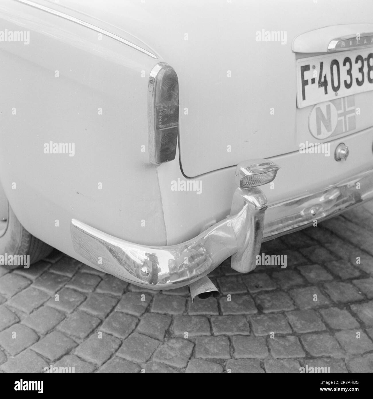 Put into reverse hi-res stock photography and images - Alamy