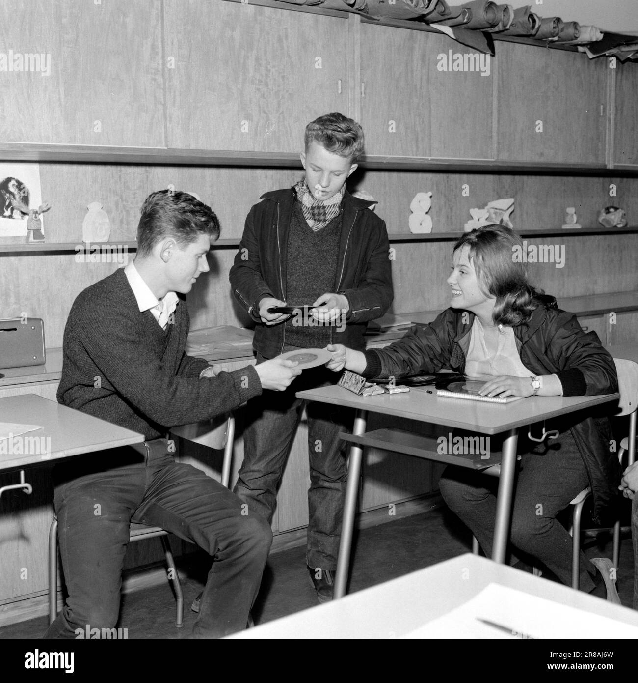 Current 55-9-1960: Oslo is full of lively schoolyards and bursting ...