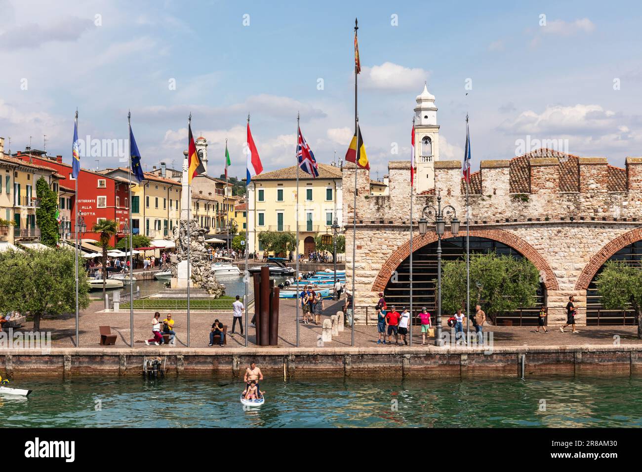 The picturesque town of Lazise with its beautiful waterfront and ...