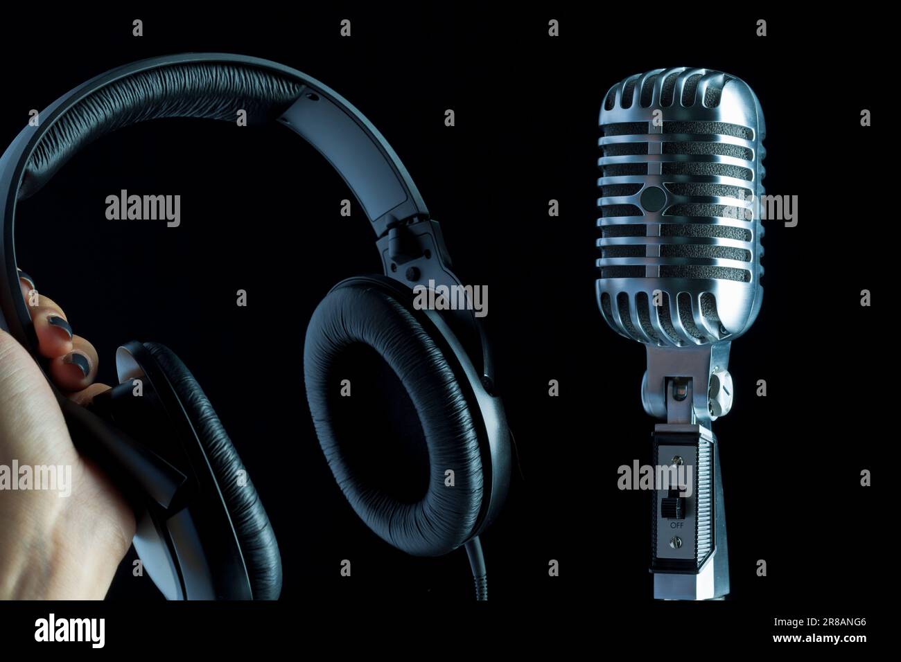 audio microphone retro style Stock Photo - Alamy