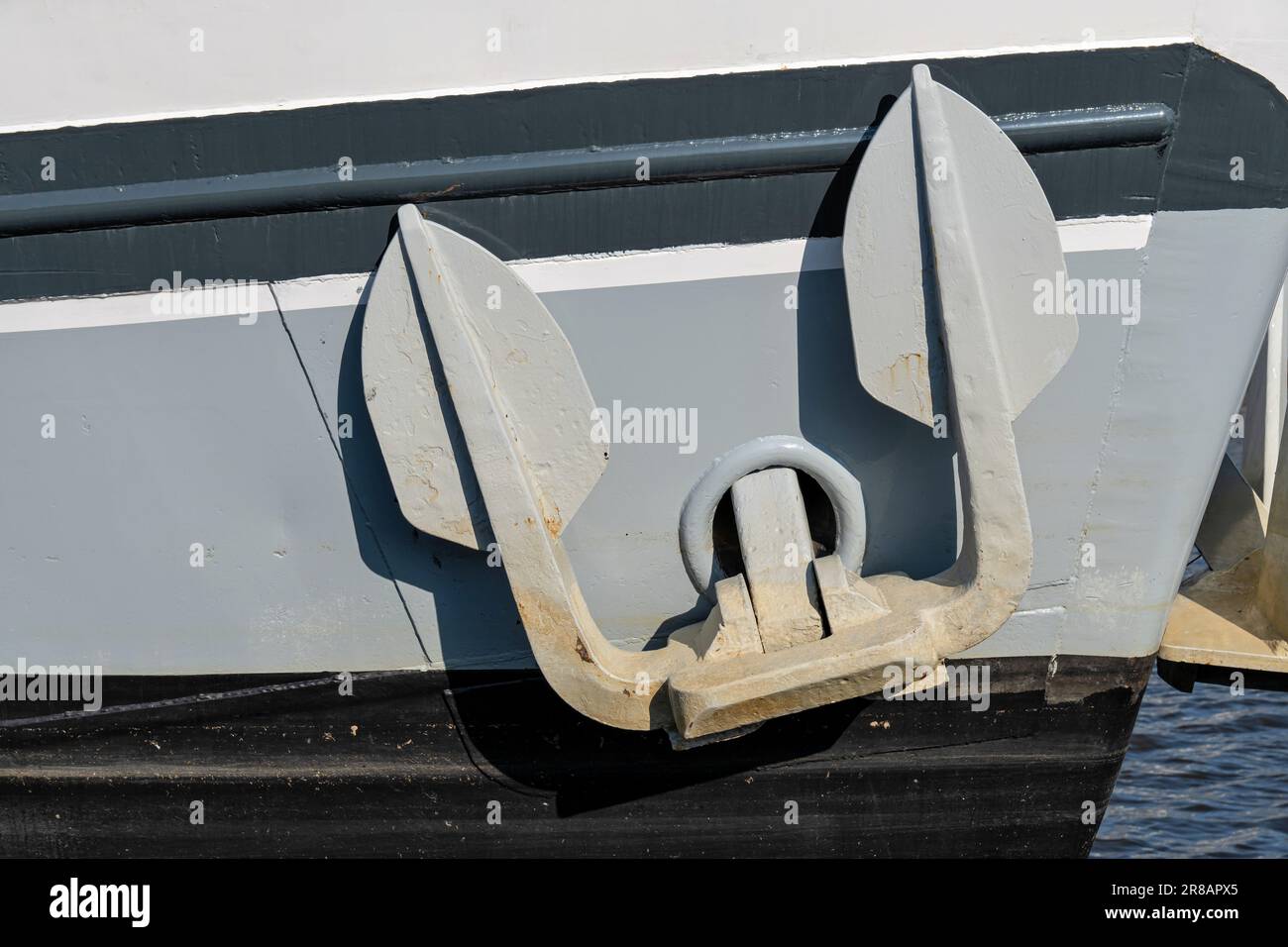Anchor freighter ship hi-res stock photography and images - Alamy