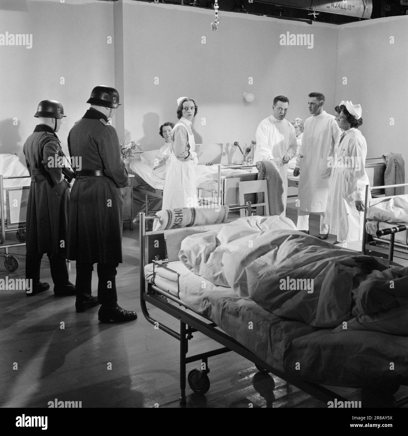 Ss doctors hi-res stock photography and images - Alamy