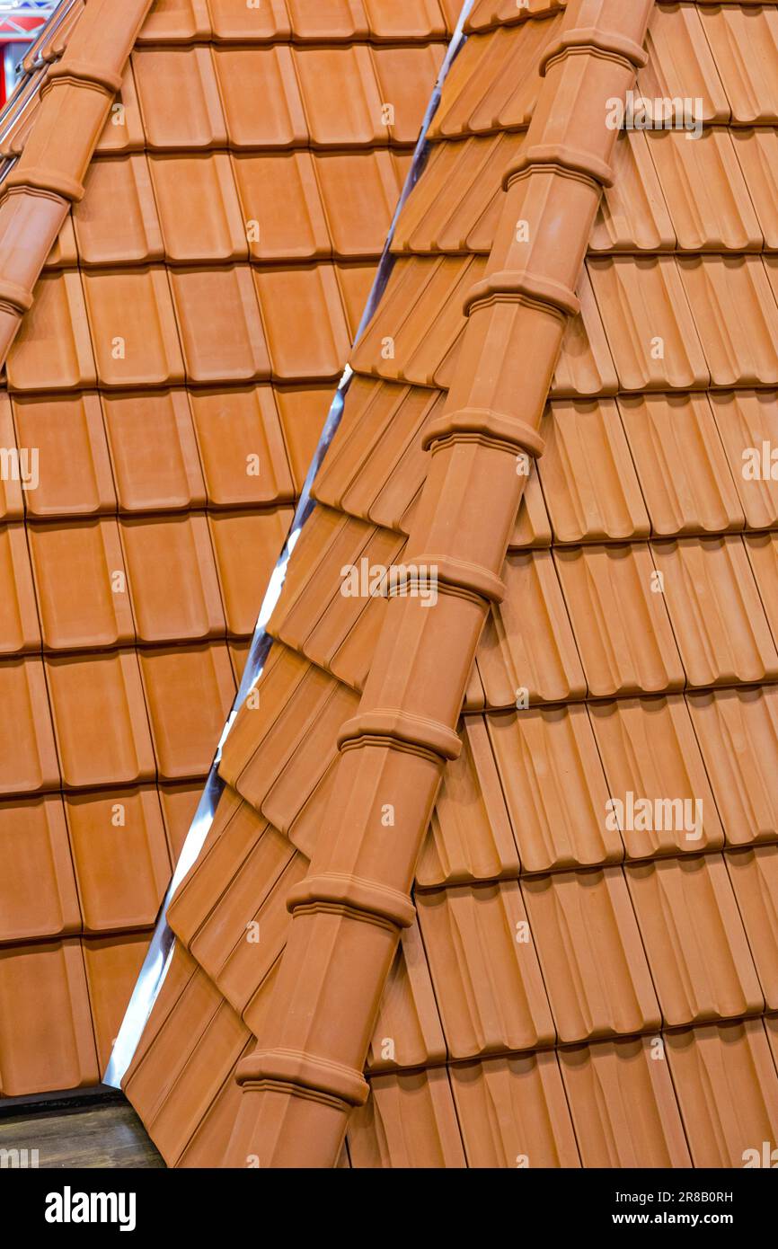 Interlocking roof tiles hi-res stock photography and images - Alamy
