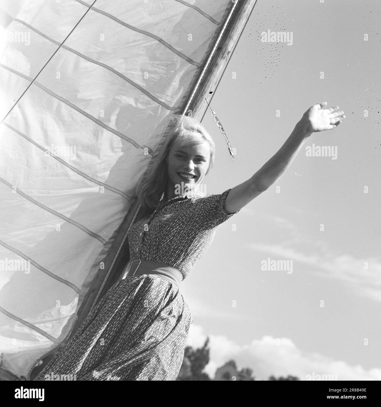 Actual 28-8-1960: Line from the monastery Margrete Robsahm, 18 years ...