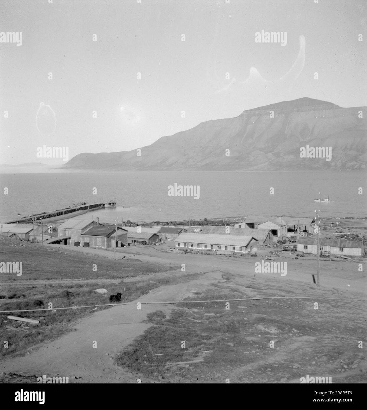 Actual 18-1947: SvalbardNorwegian outpost in the Arctic Ocean Currently ...