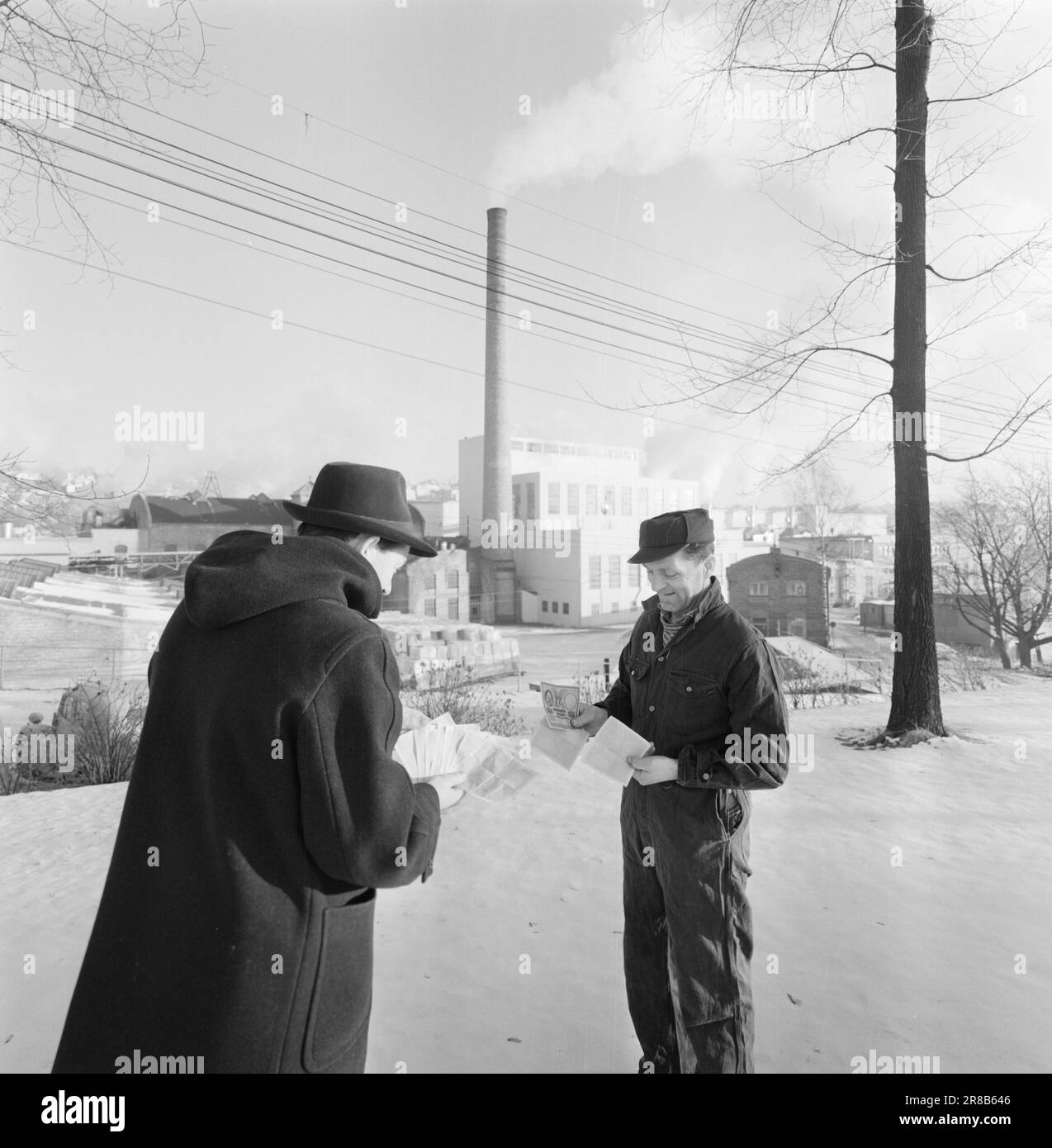 250 10 Black and White Stock Photos & Images - Alamy