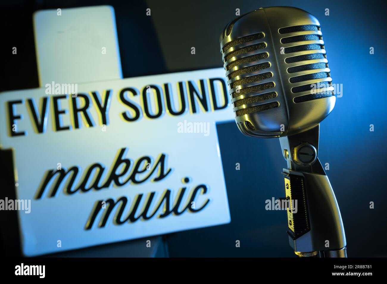 audio microphone retro style Stock Photo - Alamy