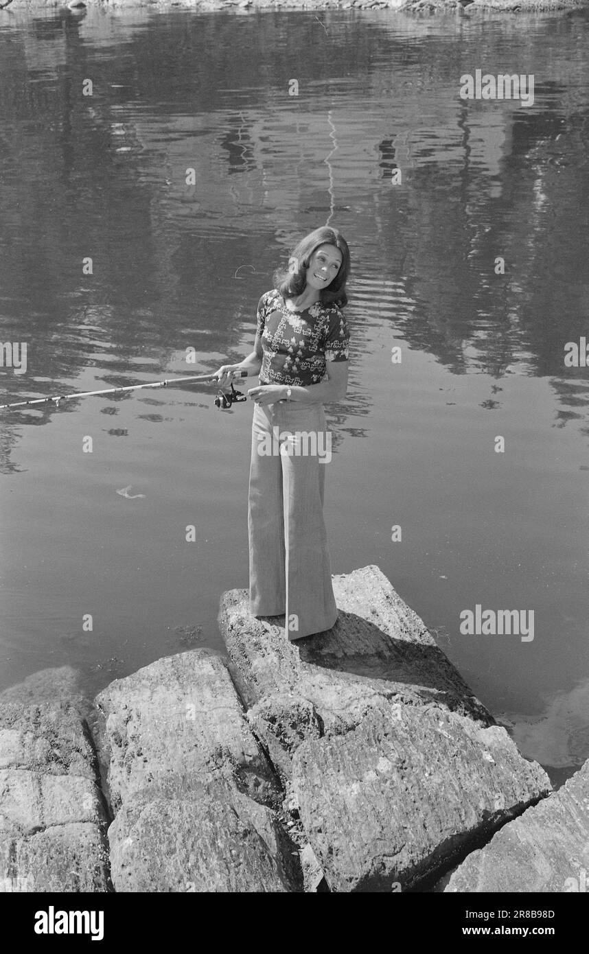 Current 21 - 1974: Wenche at homeWenche Myhre - from storming success ...