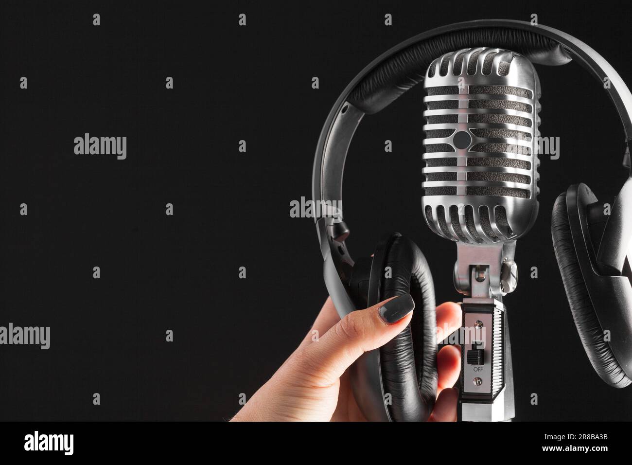audio microphone retro style Stock Photo - Alamy