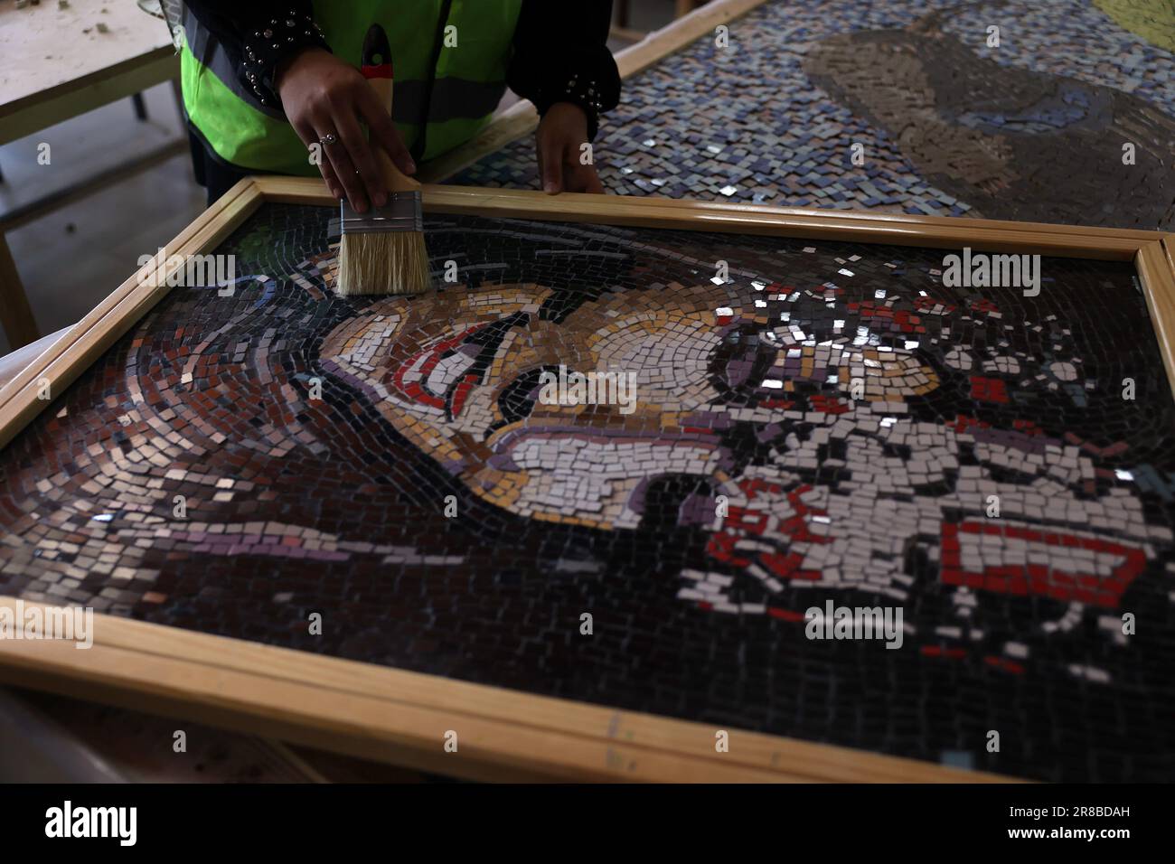 Girl in gaza 2023 hi-res stock photography and images - Alamy