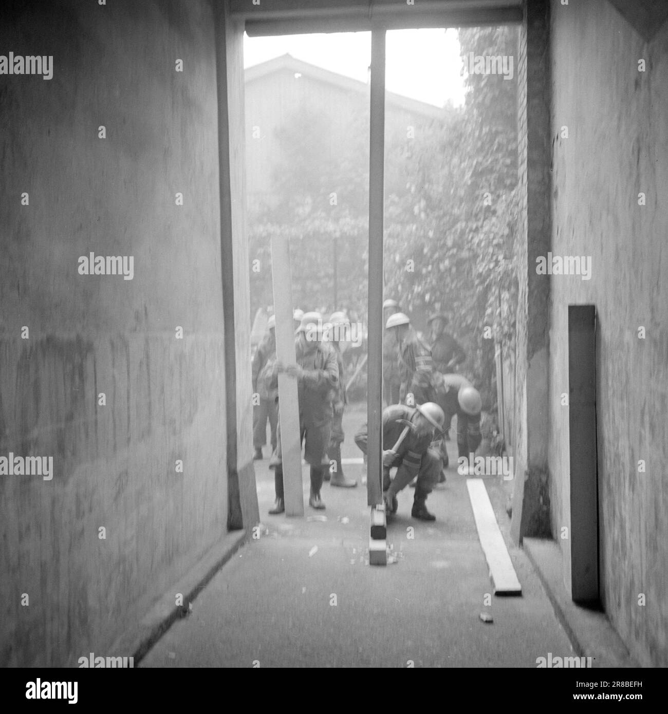 Actual 28-5-1960 : If that were to happen. The Norwegian Civil Defense ...