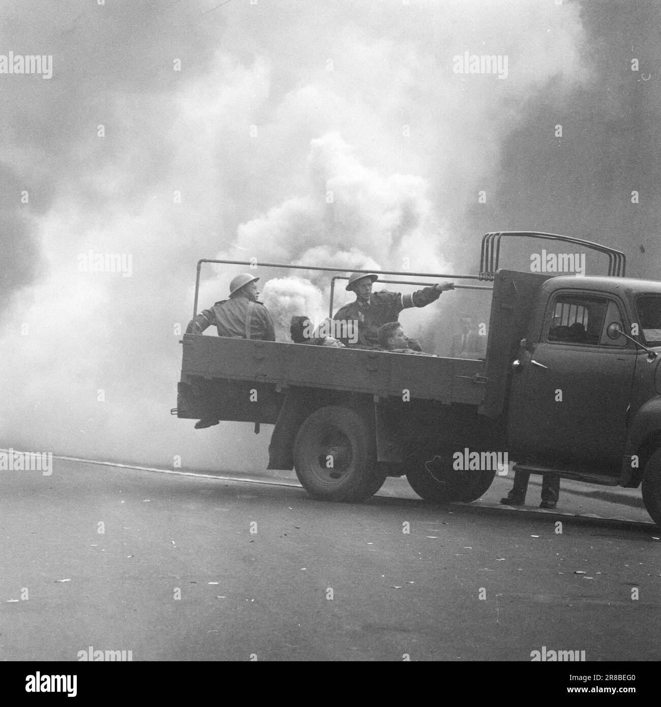 Actual 28-5-1960 : If that were to happen. The Norwegian Civil Defense ...