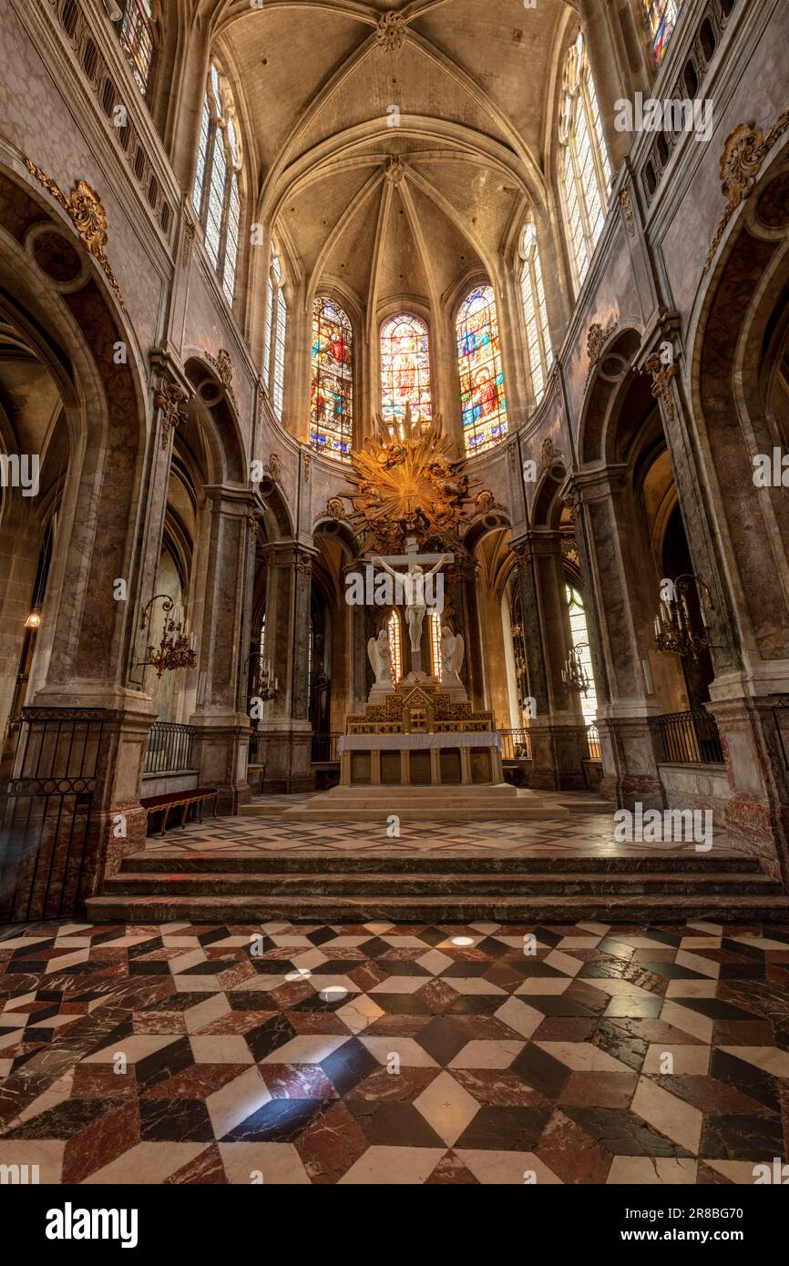 Wide Architectural detail of the Church of Saint-Merri, Église Saint ...