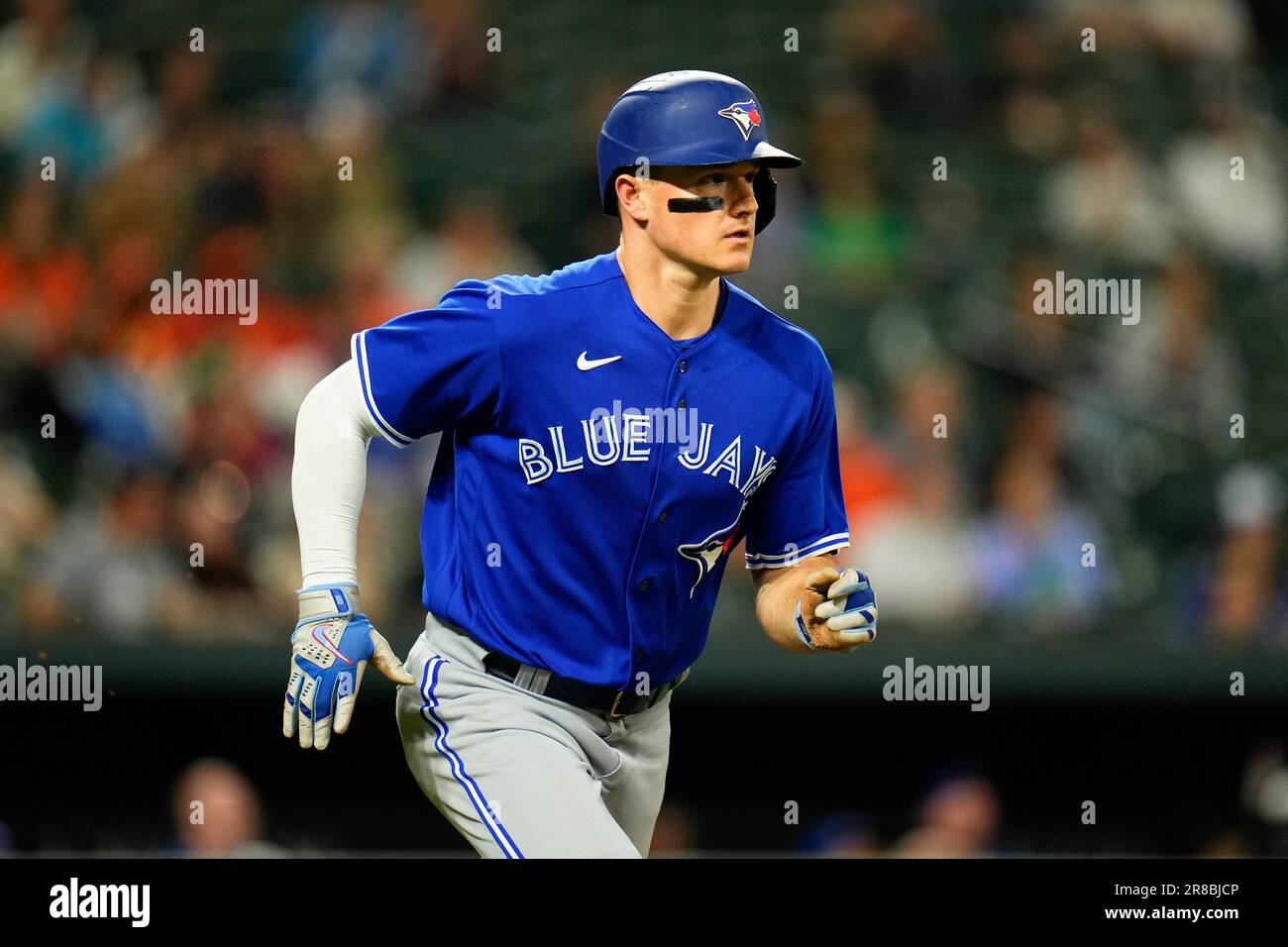 Toronto Blue Jays' Matt Chapman runs to first base during the ninth ...