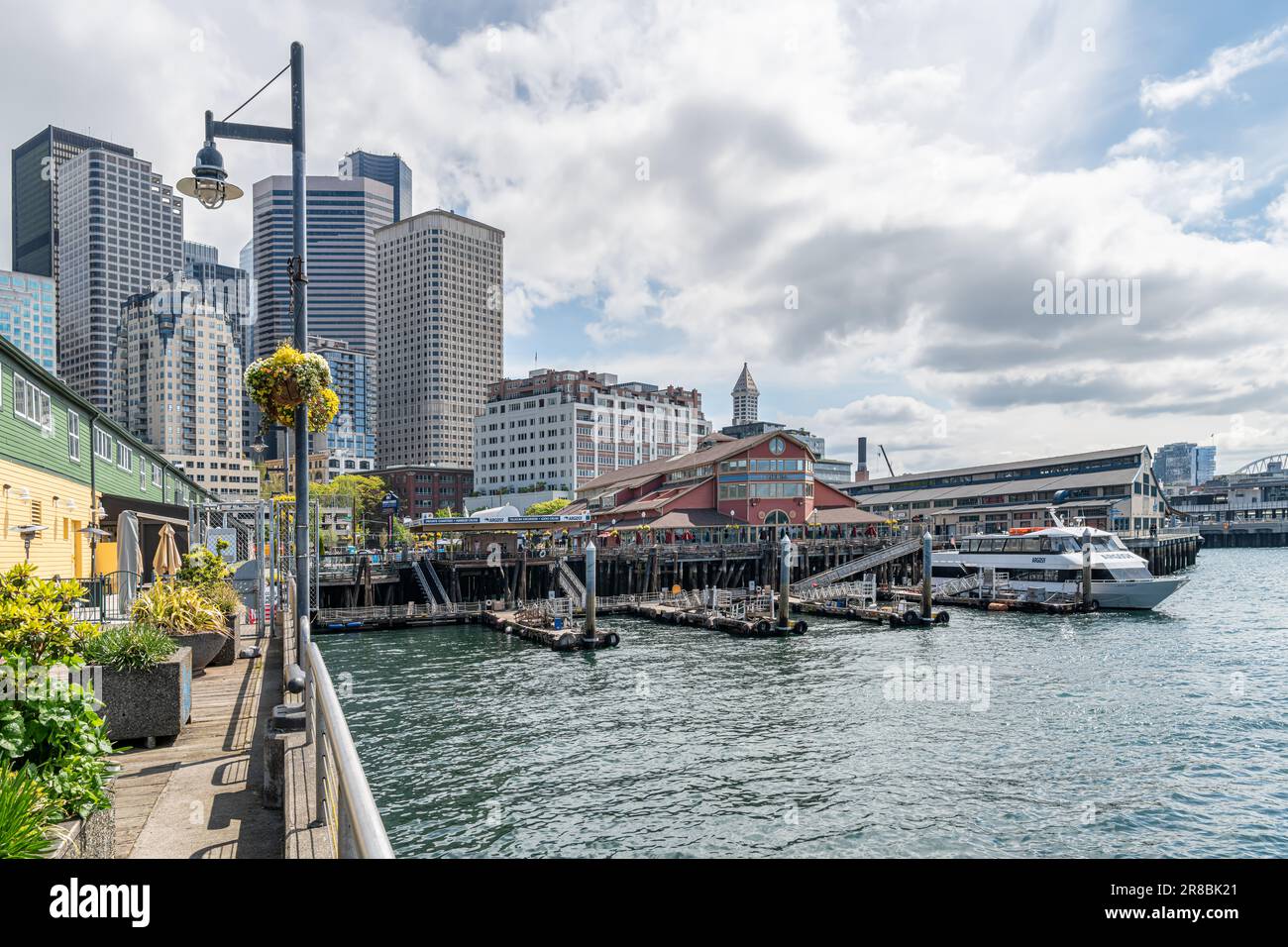 Downtown Skyscrapers from Pier 56 with pleasure boat mooring pontoons ...
