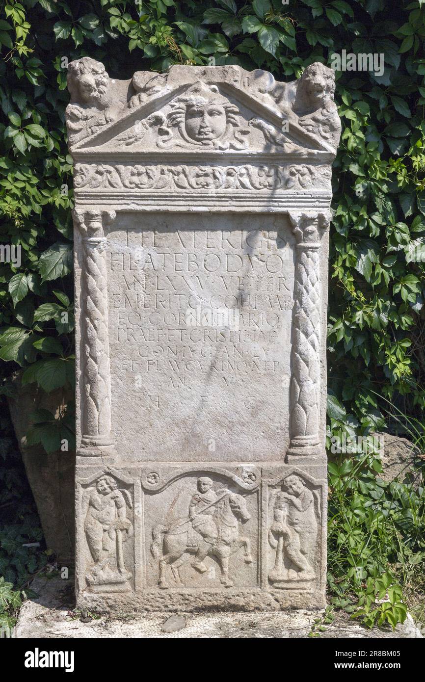 Archaeological remains from ancient Rome Stock Photo - Alamy