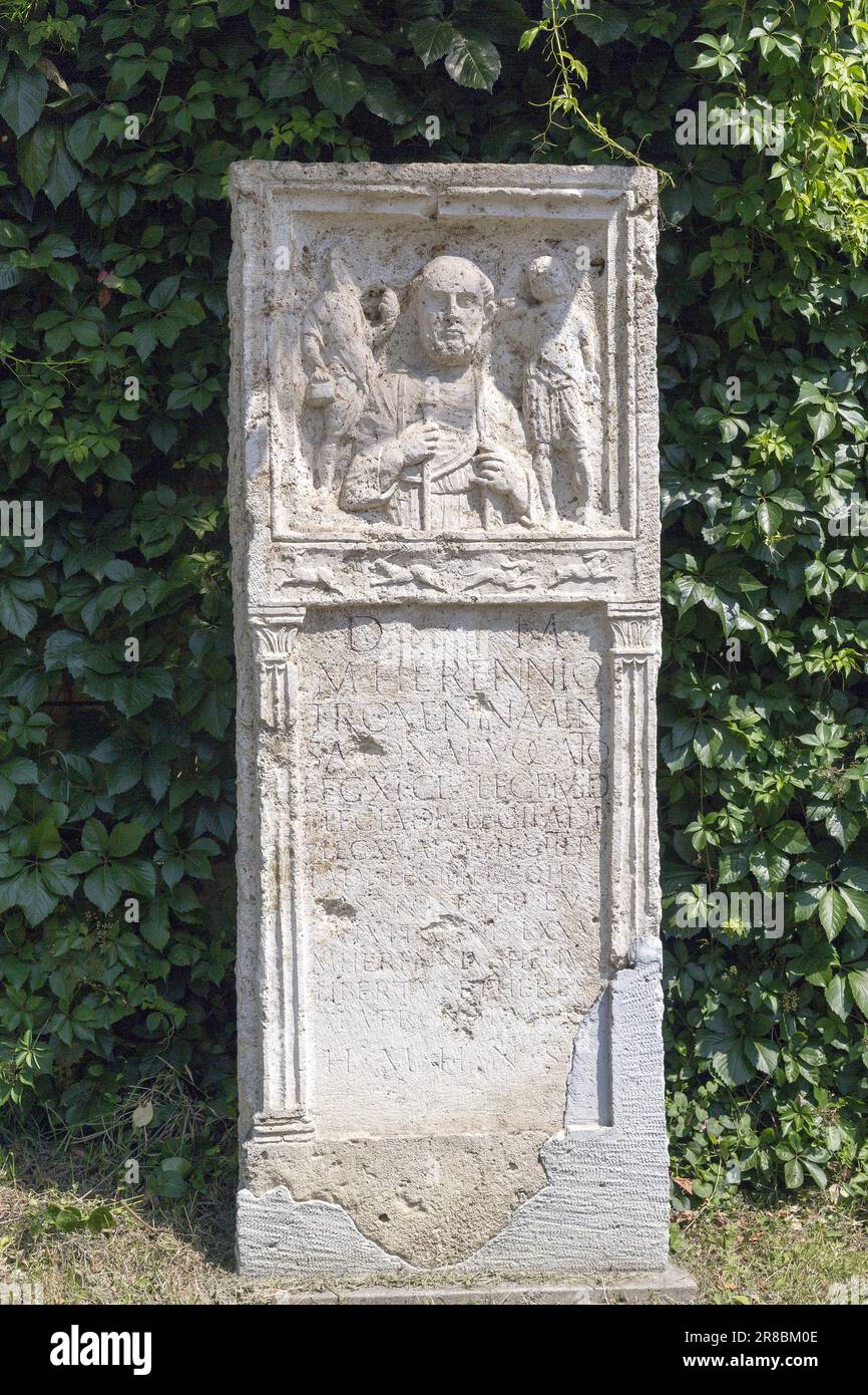 Archaeological remains from ancient Rome Stock Photo - Alamy