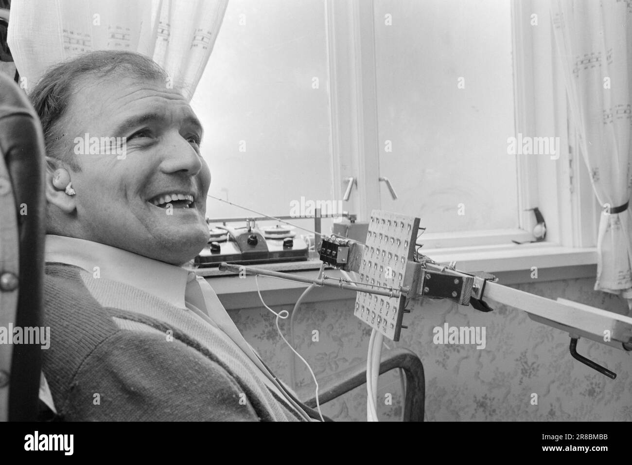 Person who is paralyzed hi-res stock photography and images - Alamy