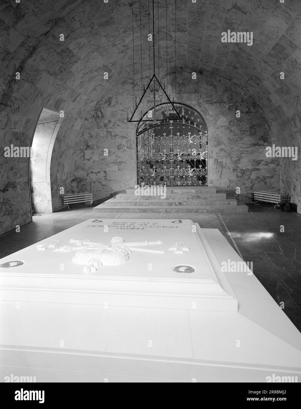 Current 25/26- 1950: Honorable missions from the UN. Architect Arnstein ...