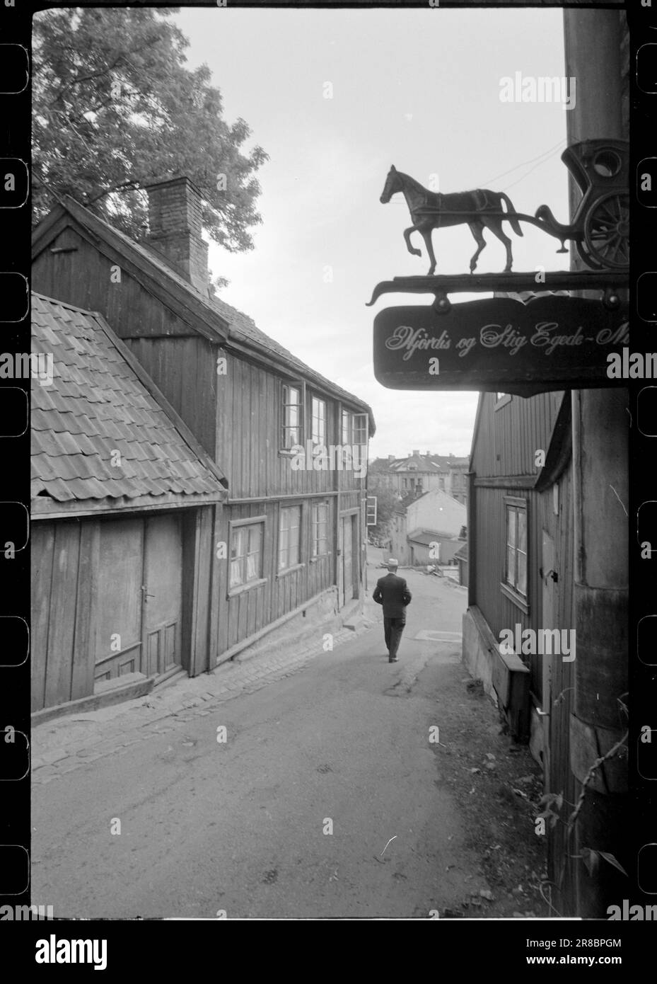 Current 30-7-1960: Back then... In Oslo there is an old district called ...