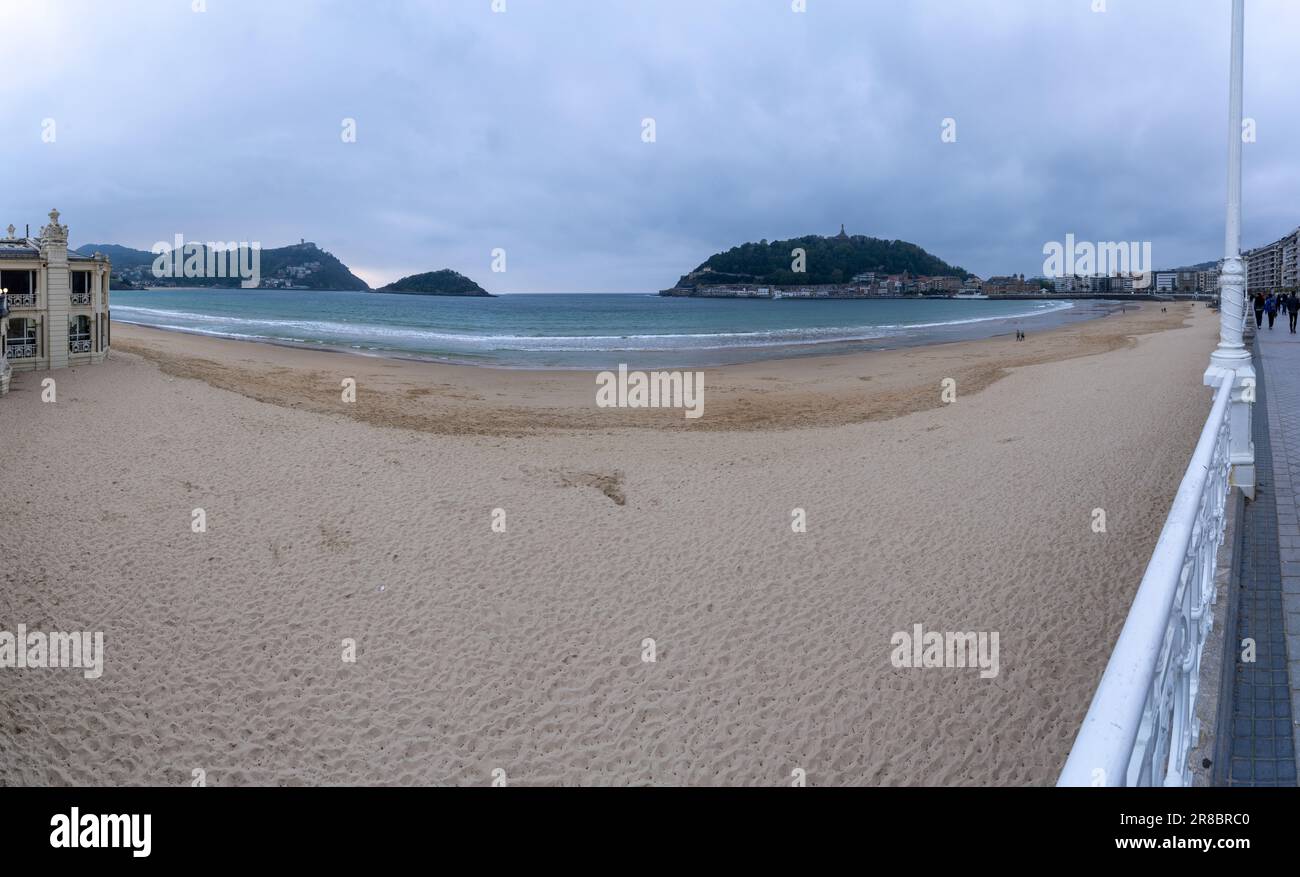 Panoramic view of La Concha beach in San Sebastian with Mount Igueldo ...