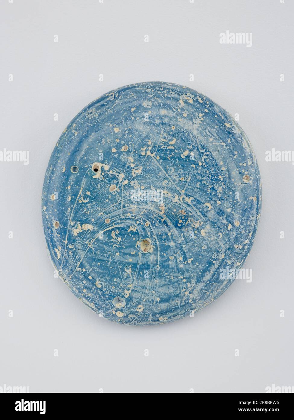 Unidentified oval hi-res stock photography and images - Alamy