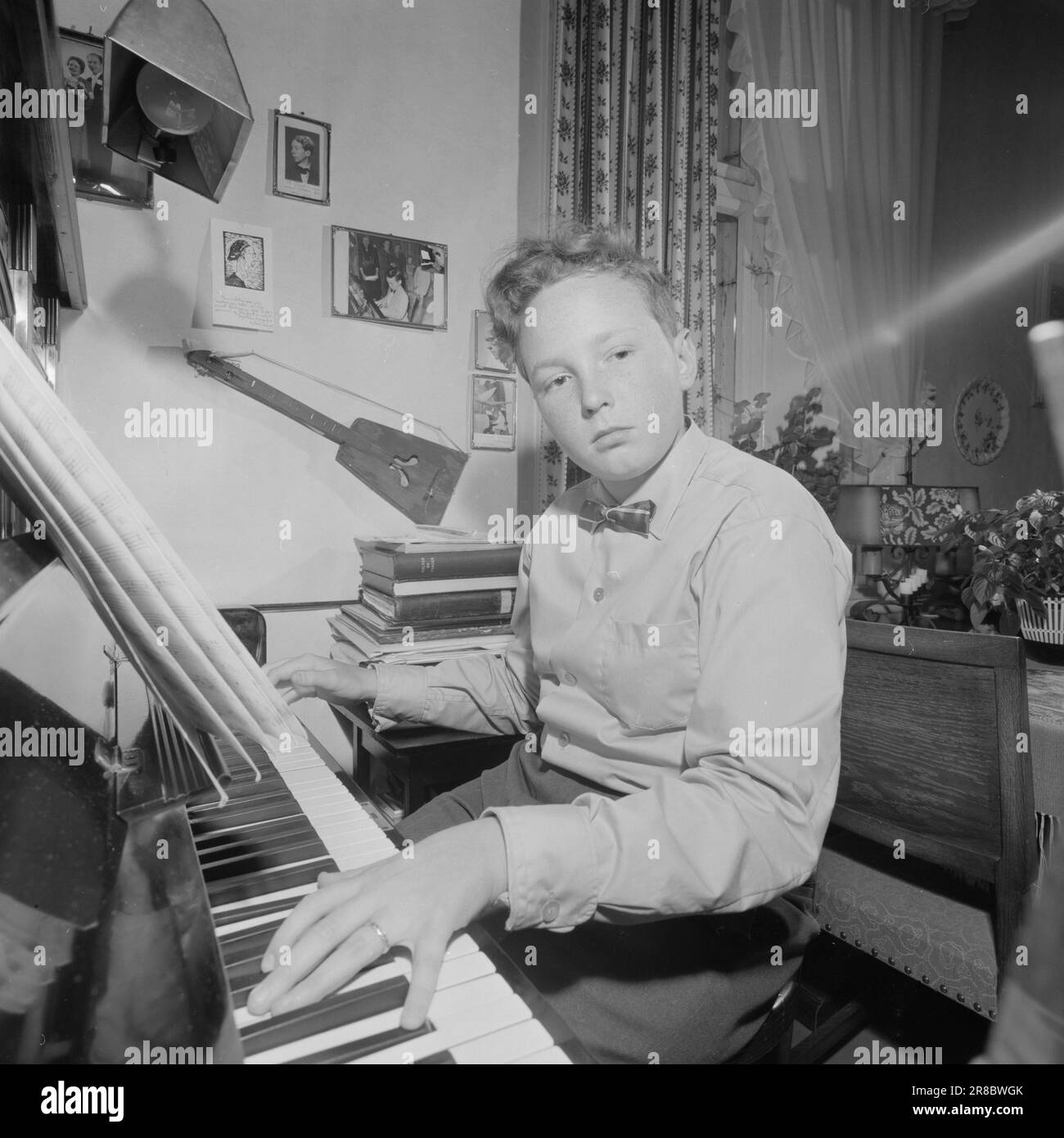 Current 33-7-1960: Composer at 14 Trond Kverno, 14 years old, has ...