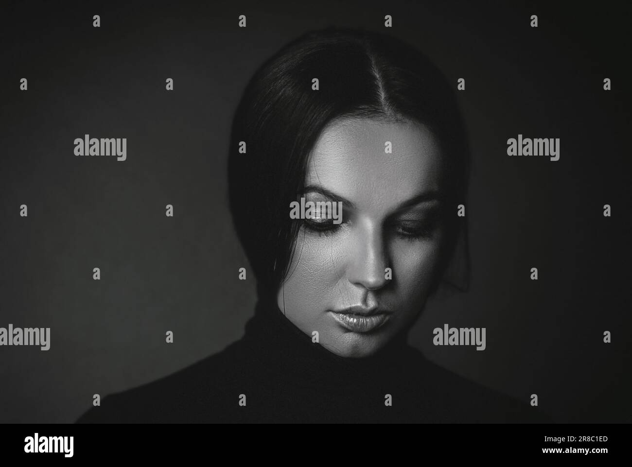 black and white portrait of a beautiful sad young woman Stock Photo - Alamy