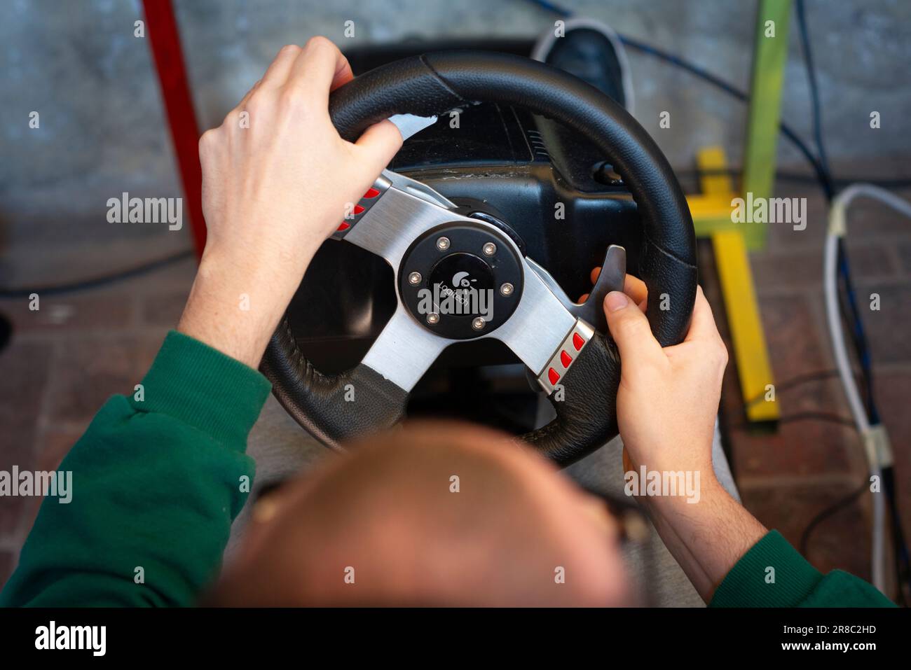 Hands on virtual learning hi-res stock photography and images - Alamy