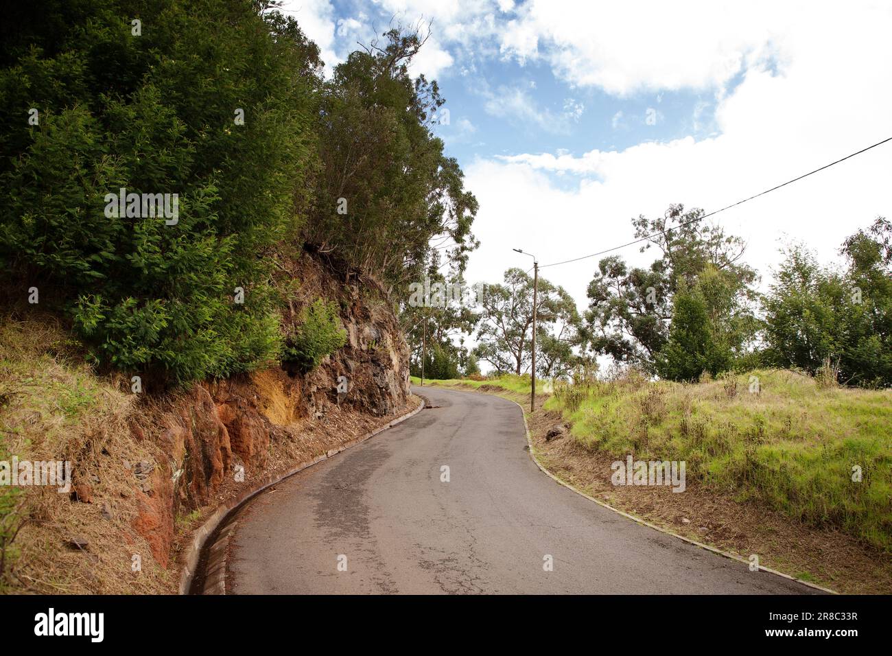 Country road perspective hi-res stock photography and images - Alamy