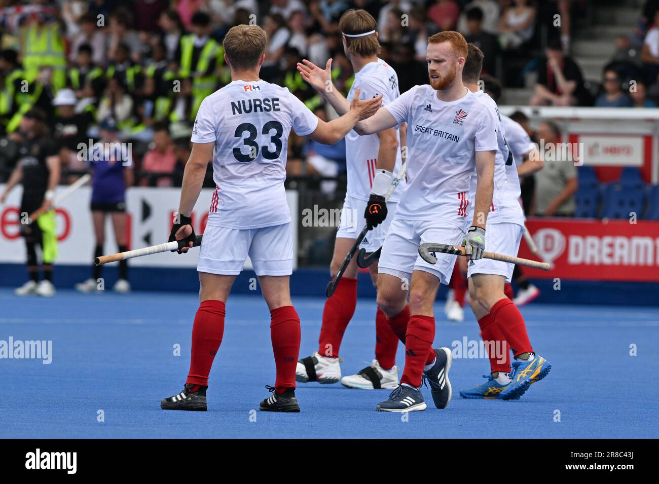 Fih england men hockey celebrate hi-res stock photography and images ...