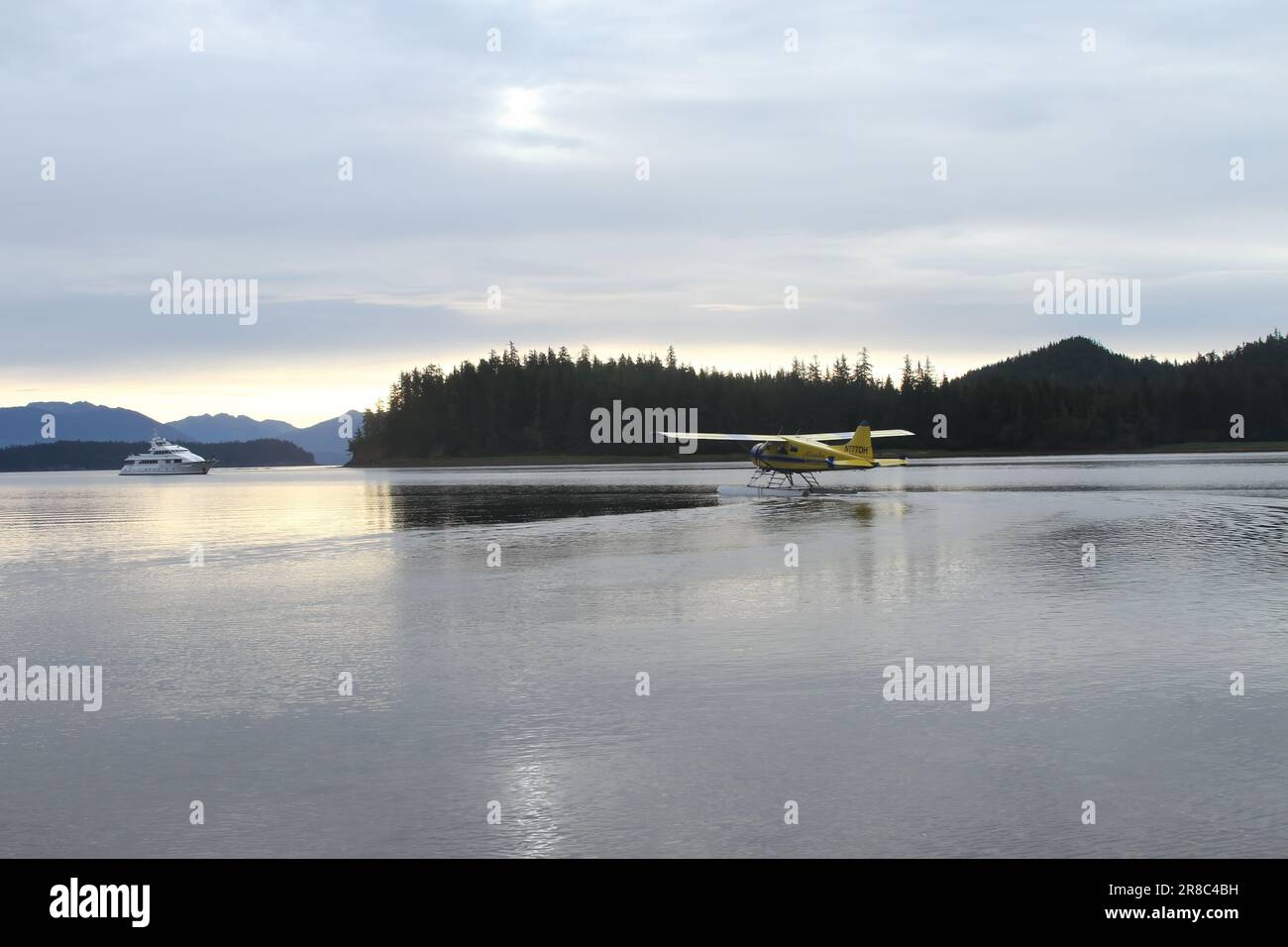 Alaska's inner passage; admiralty island; pack creek; Pavlov lake and ...
