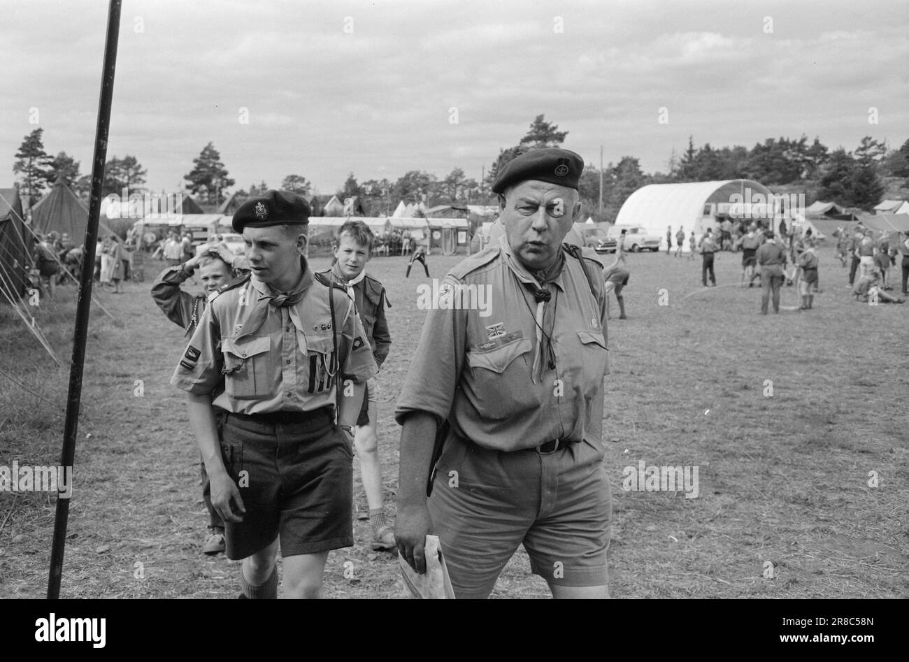 Actual 35-3-1960: 9,000 set up camp Giant camp on historical grounds ...