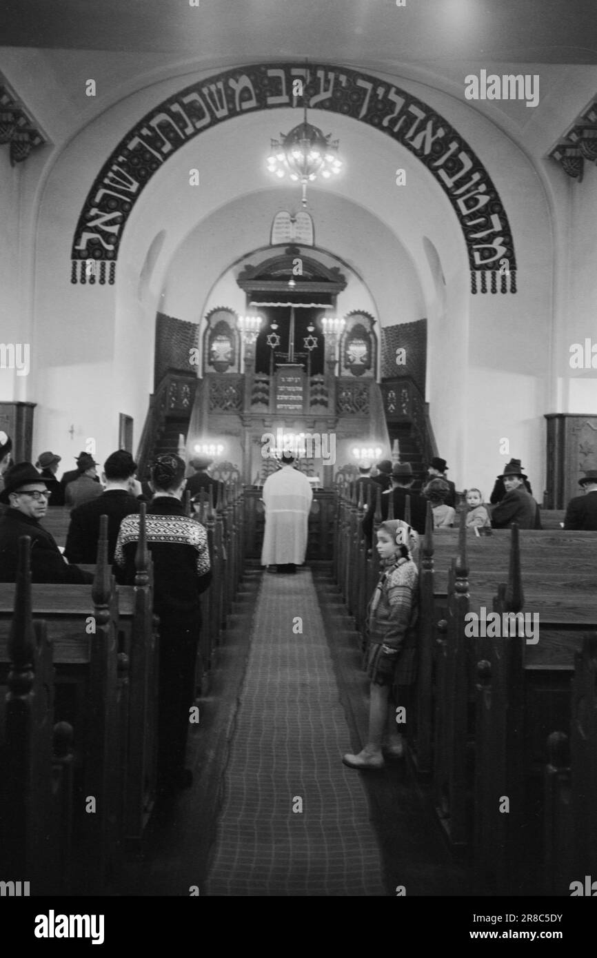 Synagogue photo Black and White Stock Photos & Images - Alamy