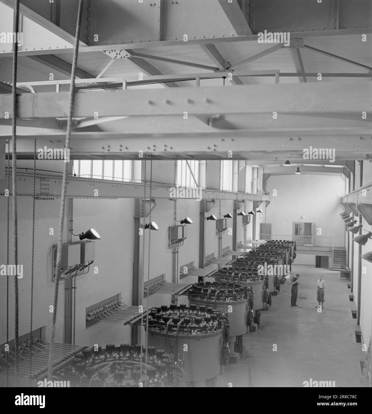 Actual 12-1948: The giant factory in Årdal. Årdal works.Photo: Sverre A ...